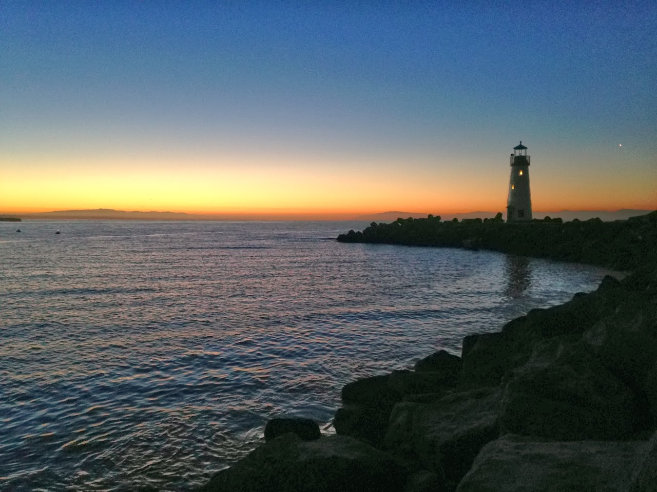 katilda.com: Sunrise in Santa Cruz