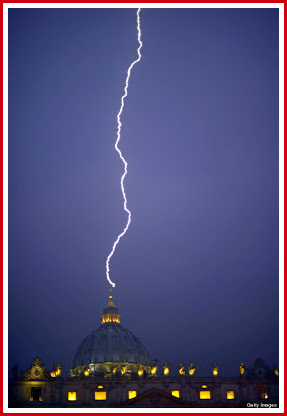Welcome to Lola's Place: Lightning Strikes St. Peter Basilica hours ...