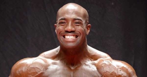 world bodybuilders pictures: beautiful smiling bodybuilder christopher ...