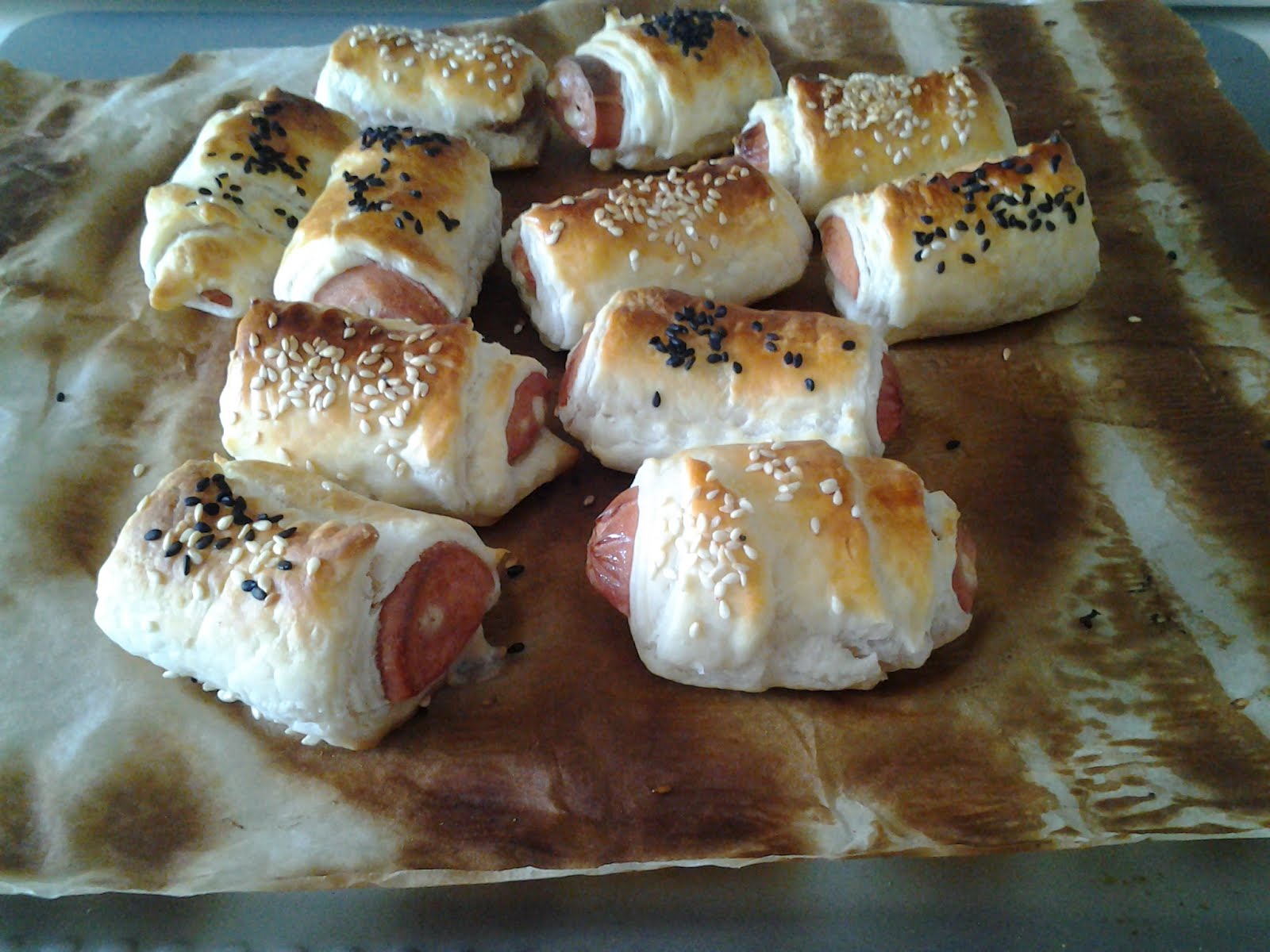 ANNA-SAPORI E SORRISI: Involtini di wurstel al formaggio e pasta ...