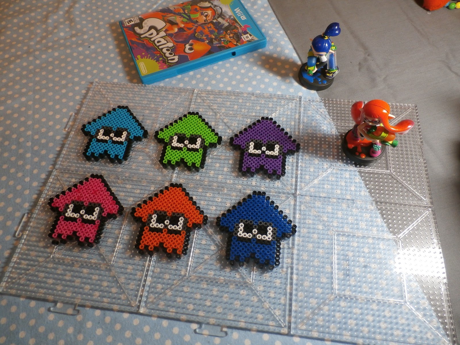 The 8bit Cafe! : Splatoon (Squid) ~ Perler Bead (Stop Motion)