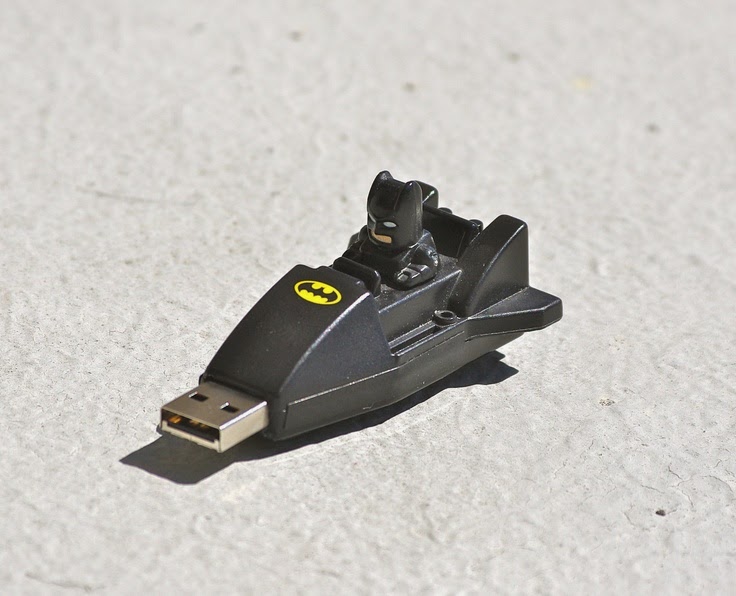 22 Must have geek USB sticks! |wizard of dork
