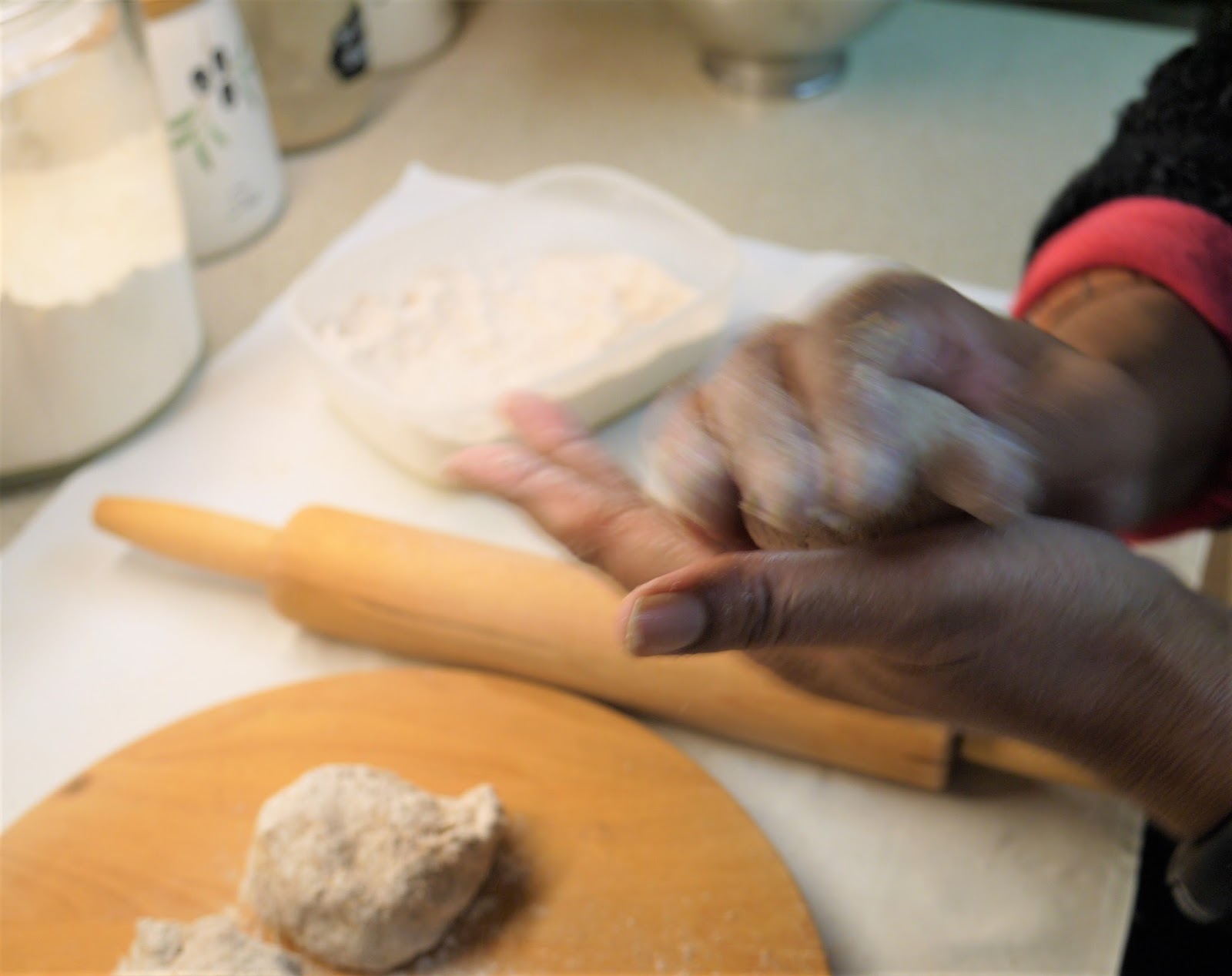 This Muslim Girl Bakes: Our House Roti.
