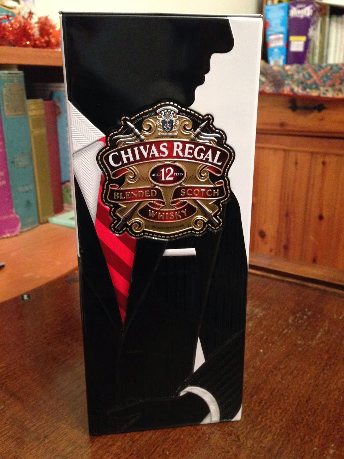 MESH IN-STORE INSPIRATION: Chivas Regal - Lovely Packaging!