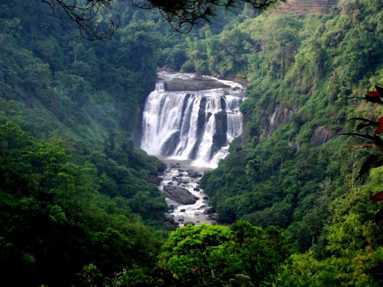 Travel Destinations Waterfall, Waterfall Bandung ~ Tour Of Java Number One