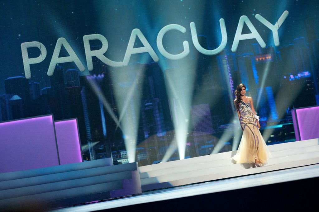 Camino al Paraguay: Ultimas fotos de Alba Riquelme en Miss Universo ...