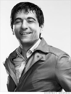 Efemerides de Tecnologia: 07 de octubre (1985) nace Arash Ferdowsi ...