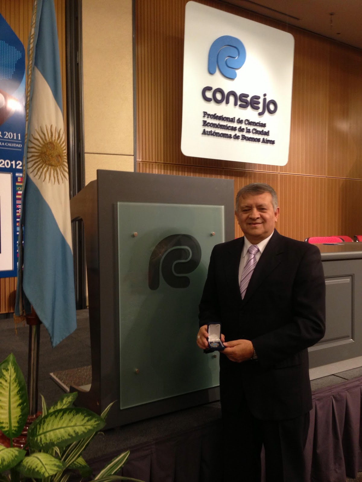 La avenida: CP Julio Jordán Benjamín Lezcano - 25 años de contador