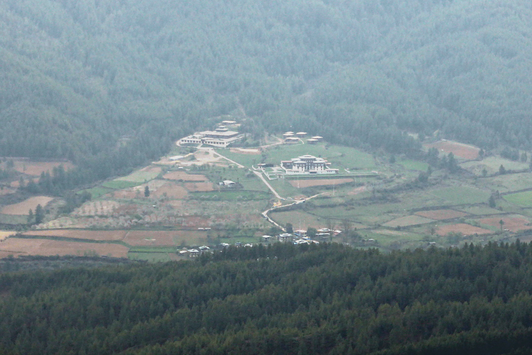 Another Side of this Life: Bhutan 2014: Tharpaling Monastery to Jakar