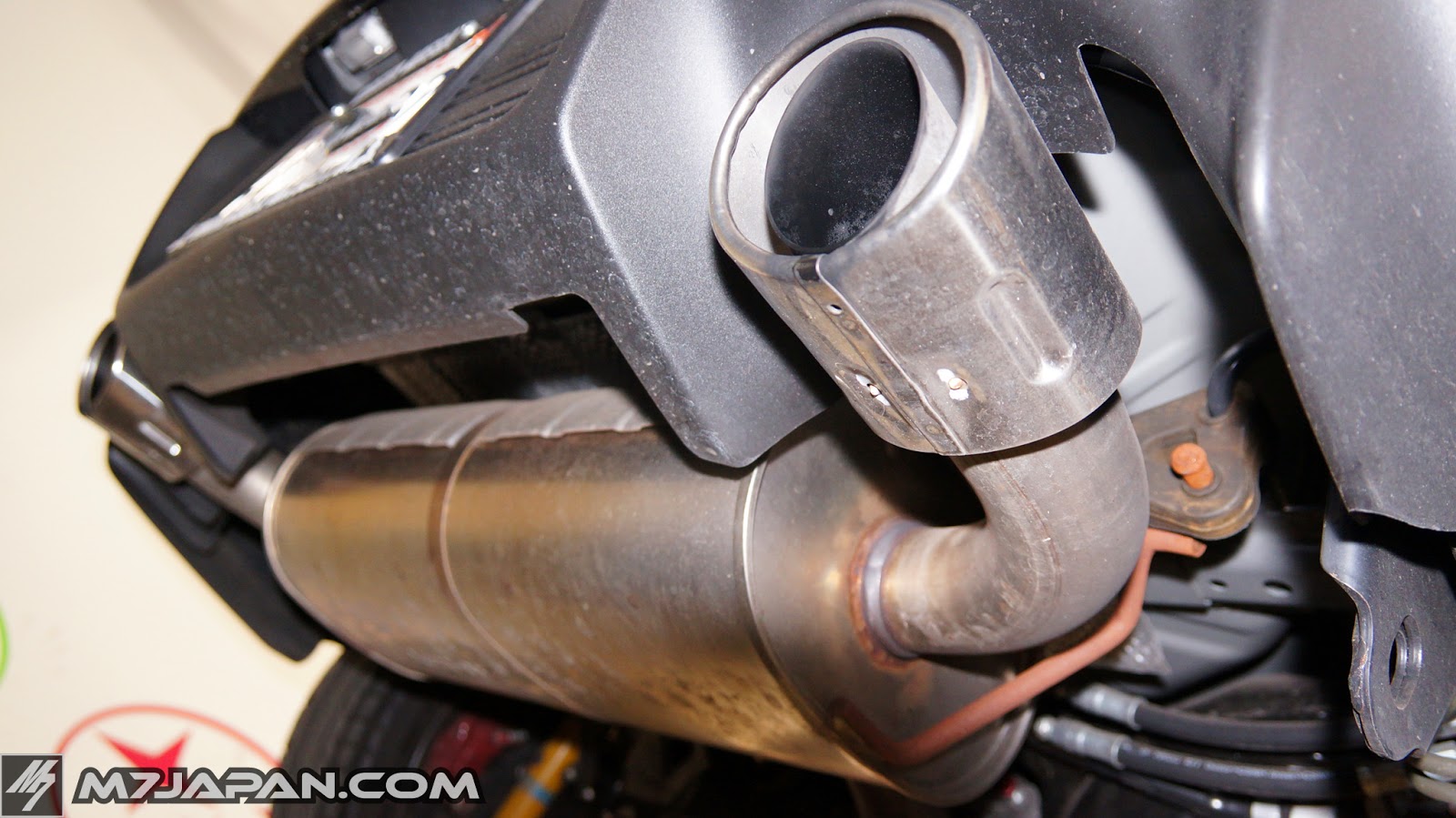 M7 USA: M7 Exhaust install on EVO X