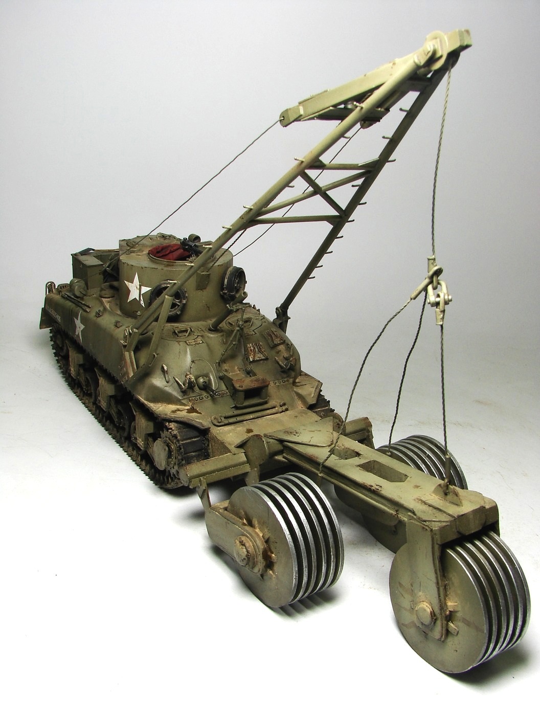 [TMP] "M32B1 ARV with T1E1 "Earthworm" mine roller... " Topic