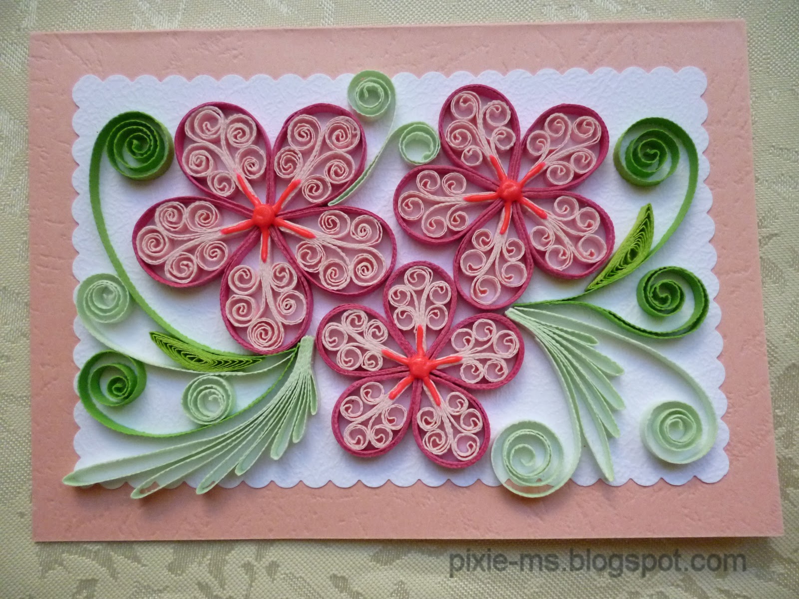 Papírvilág: quilled flower cards / quilling virágos üdvözletek