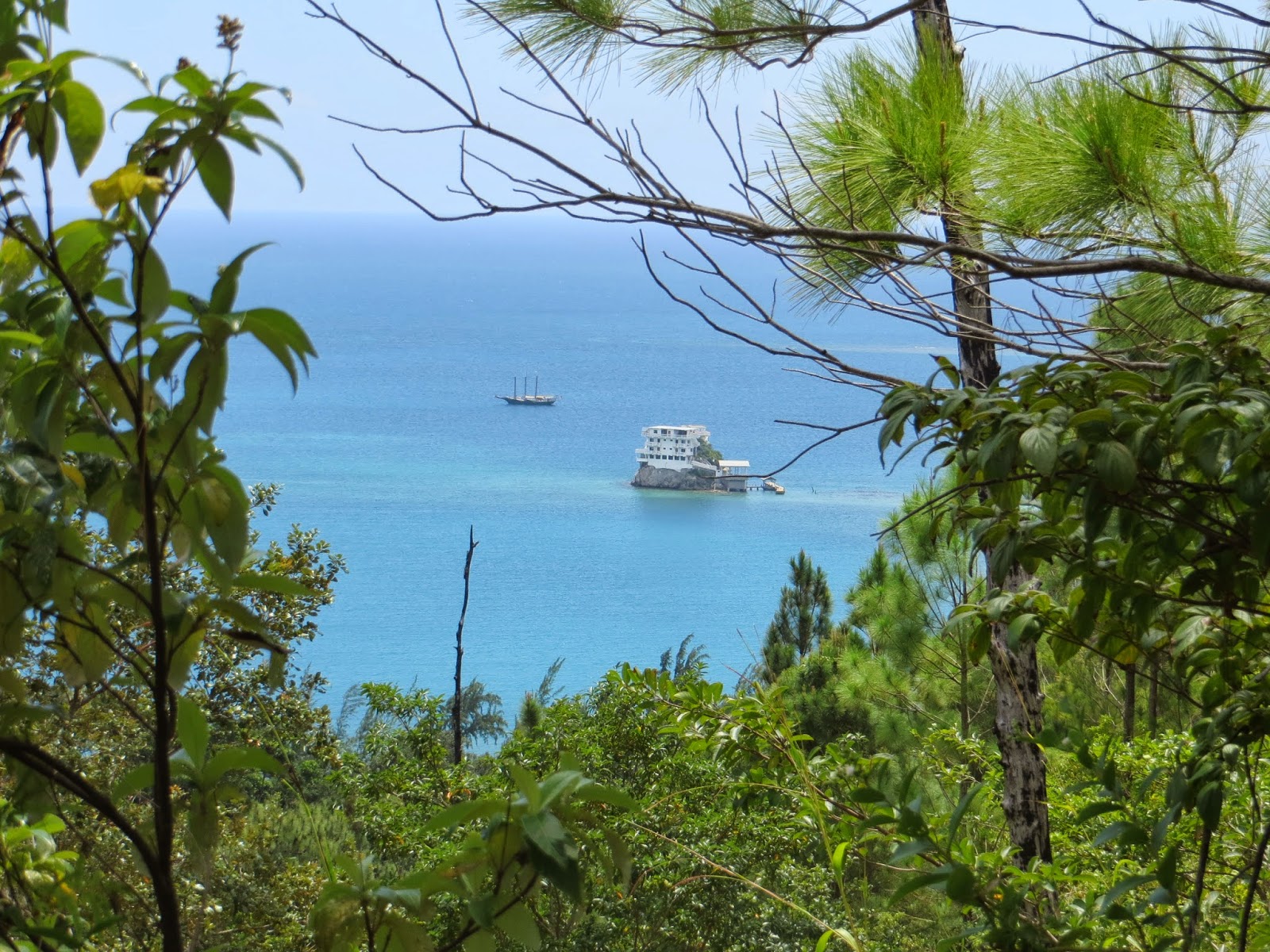 Sailing, sailing,: Bonacca, Guanaja, Honduras