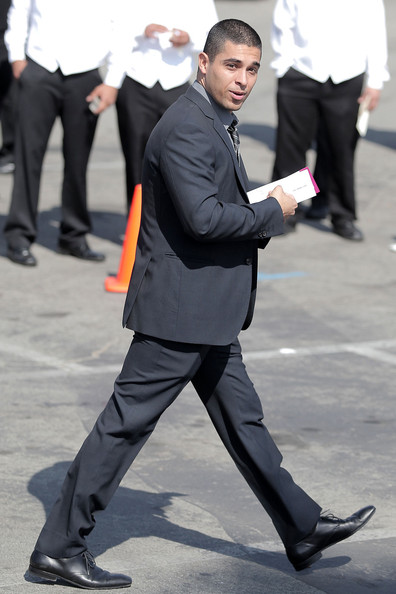 Super Hollywood: Wilmer Valderrama Profile And Pictures