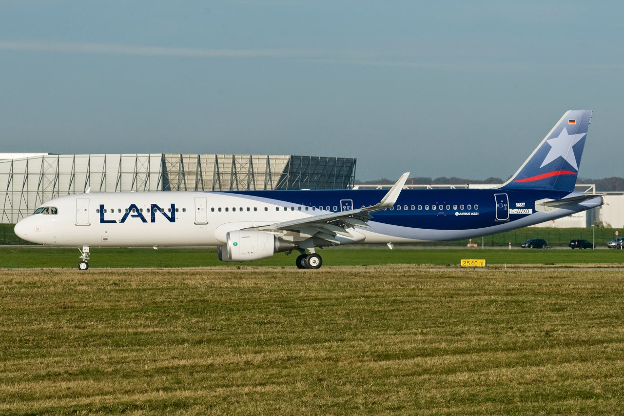 Airbus Hamburg Finkenwerder News: A321-211SL, LATAM Airlines Chile, CC ...