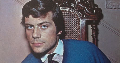 A Chance to Meet and Dress like Oliver Reed
