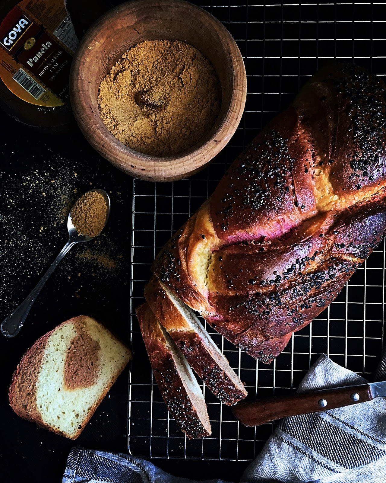 De-Comiteca: Pan de molde de panela, remolacha y semillas