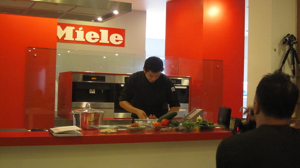 thepinkmateproject: Chef Kalel Chan at the Miele Masters Series