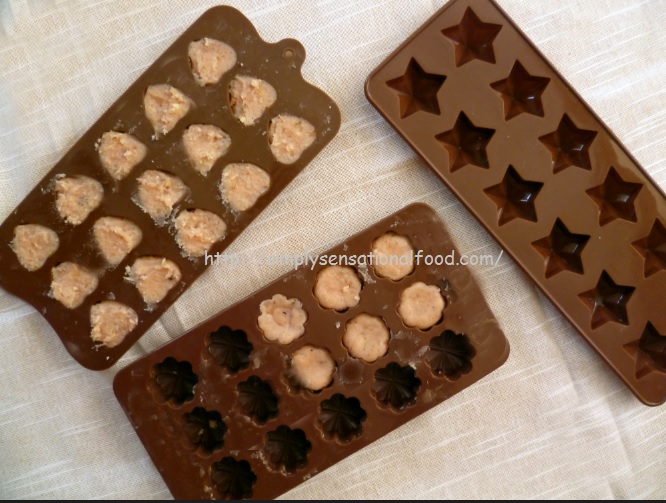 Strawberry and Chocolate Barfi microwave method.(Indian fudge) | simply ...