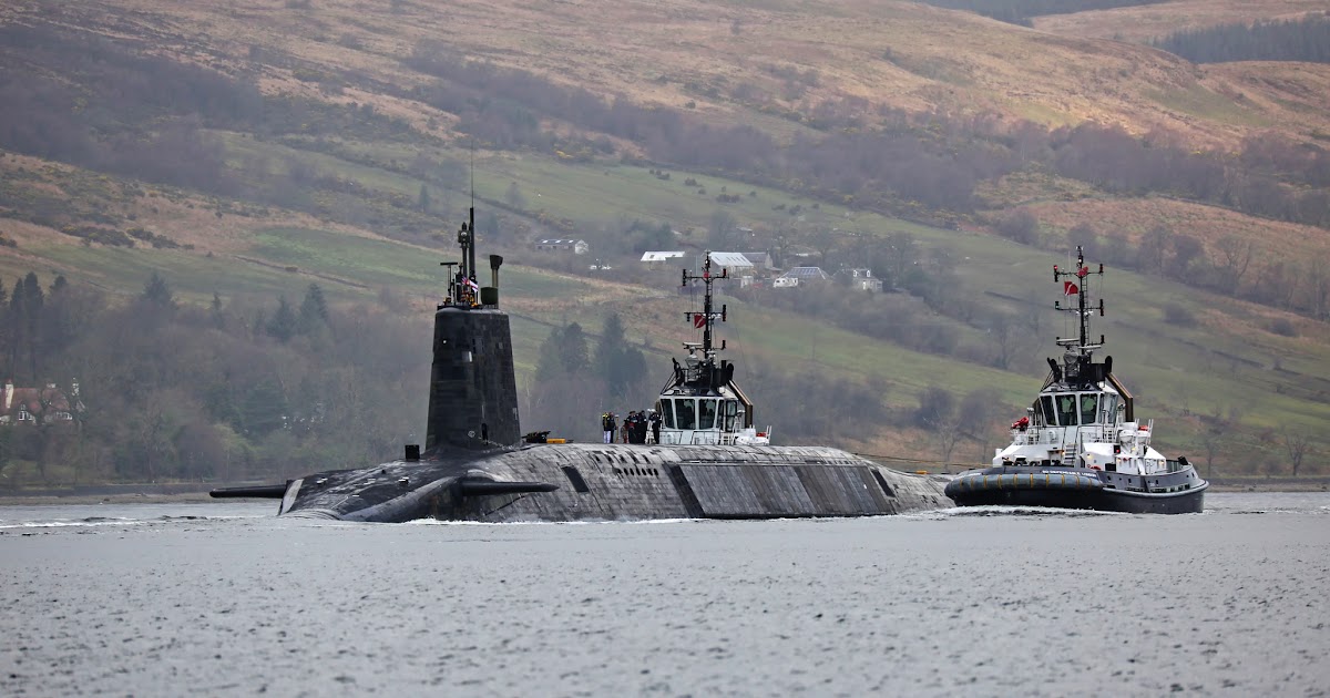 Dougie Coull Photography: Vanguard Class Submarine Departing Faslane ...