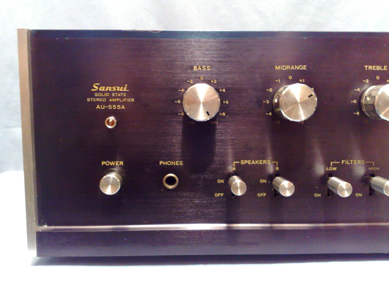 TOM's TECH TOYS: SANSUI AU 555A AMPLIFIER