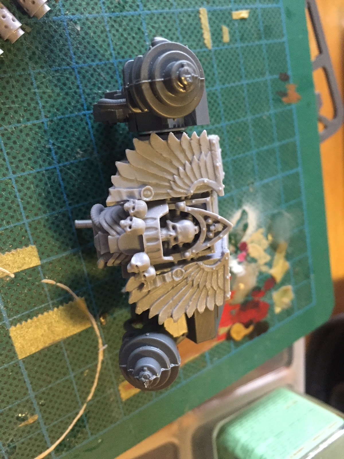 Ekfud's Daemonbanes: Death Company Dreadnought: Construction & magnetising