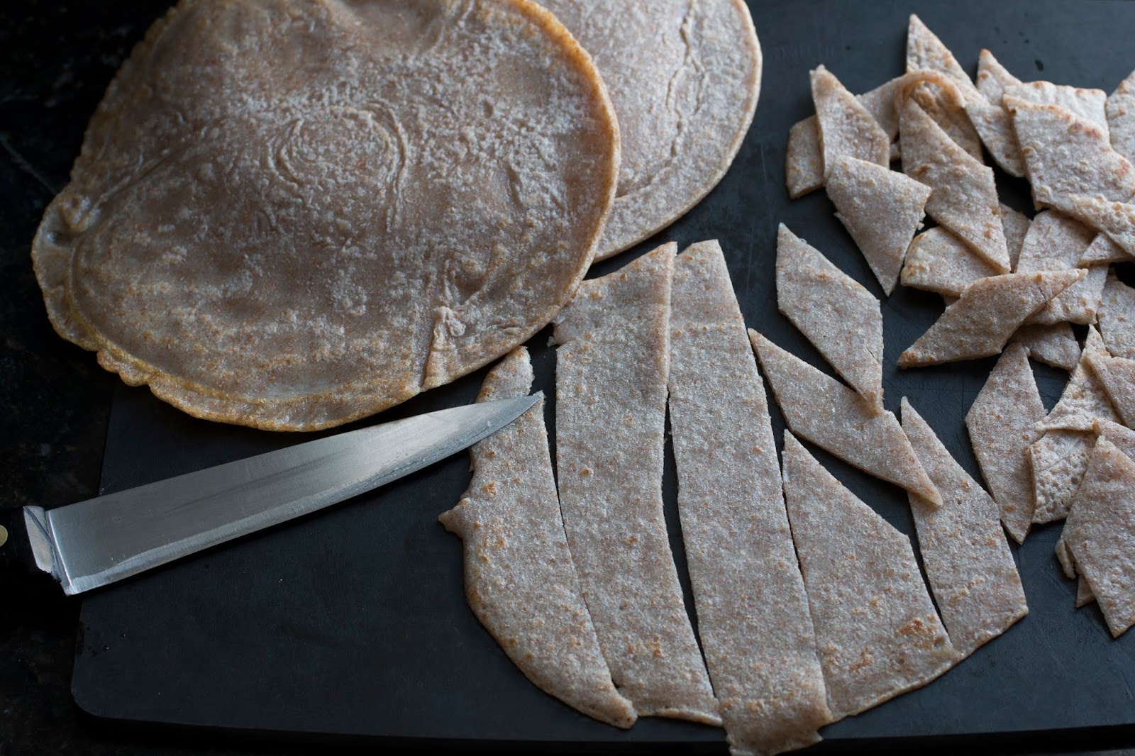 mani in pasta: Testaroli al pesto