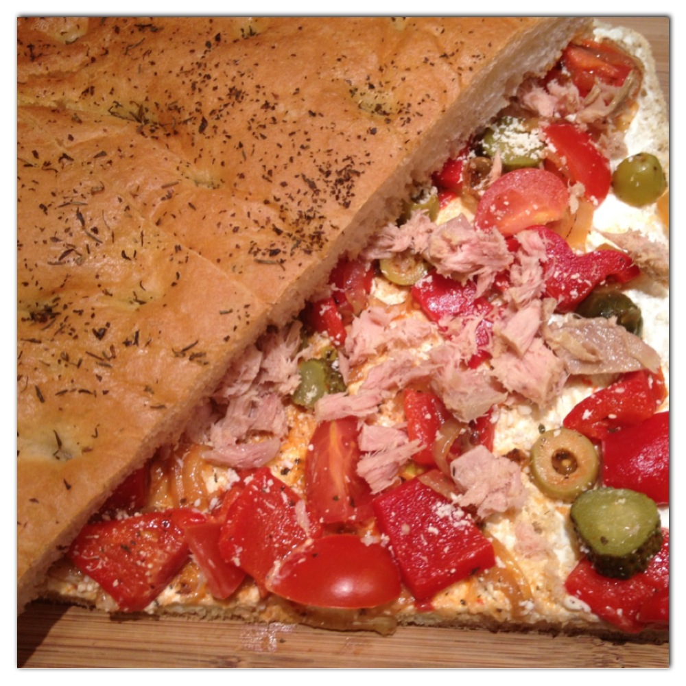 ApfelStrudel Kuchen: Focaccia Rellena {Jamie Oliver}