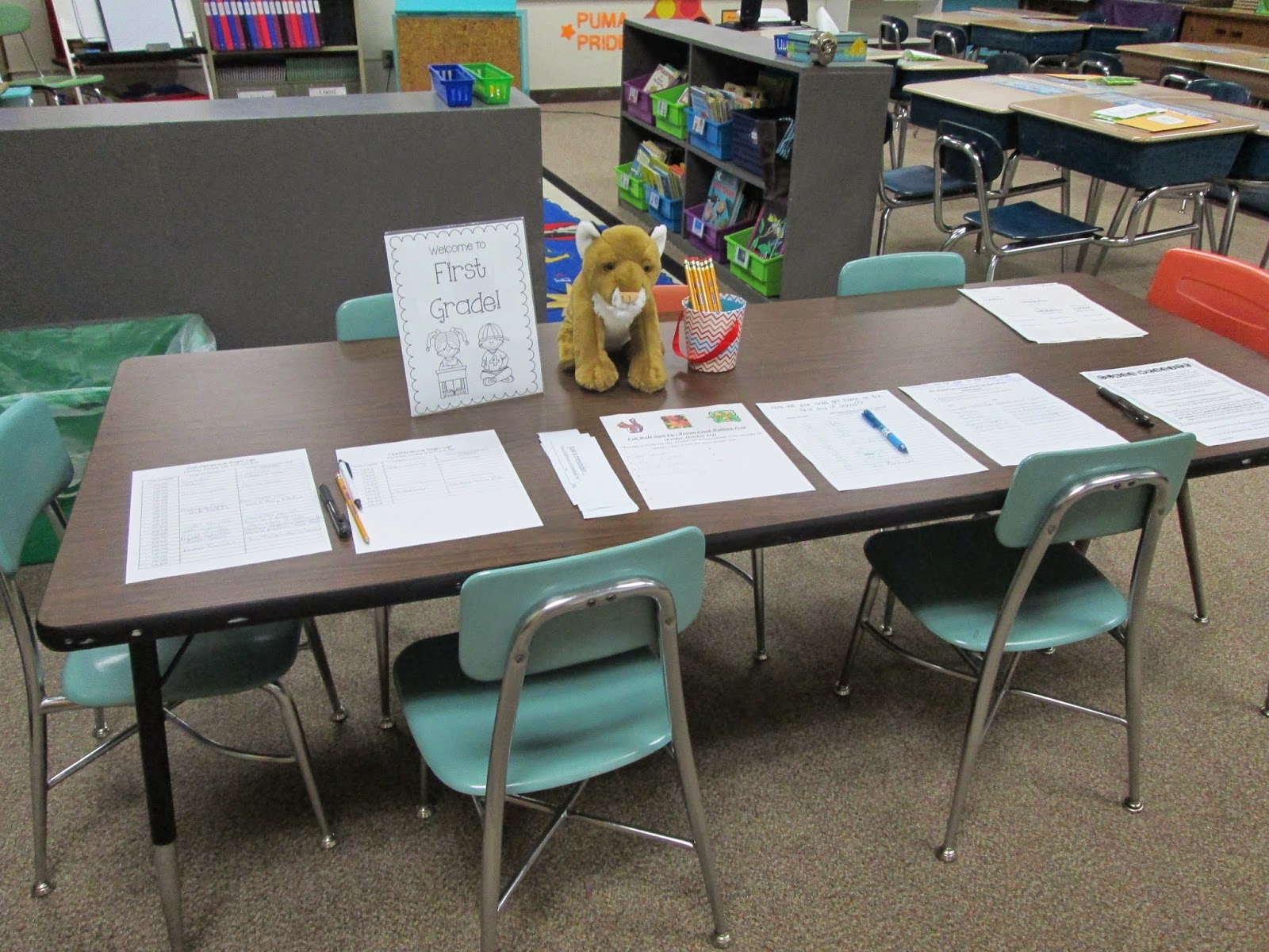 Firstie Favorites: Classroom Reveal... FINALLY!
