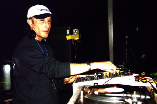 Electro House World: DJ Sakin & Friends - Braveheart 2013 (Daniel ...