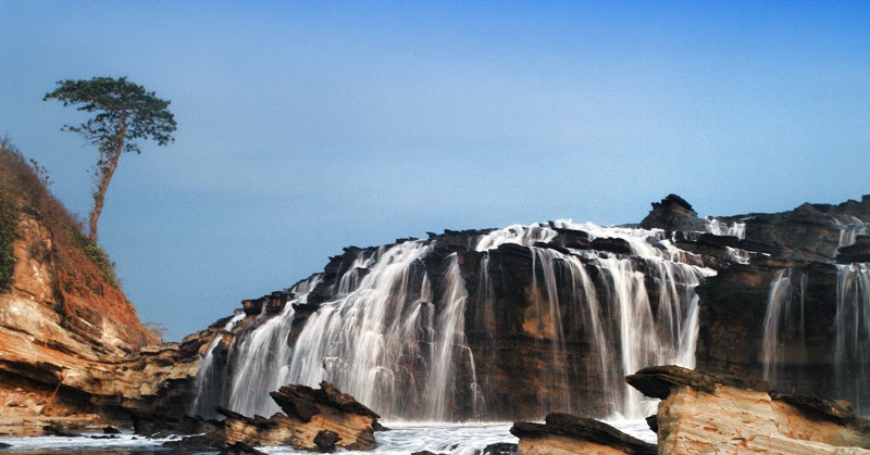Taraje Coral Beach The Exotic Beach In Banten, Indonesia - Tourism in ...