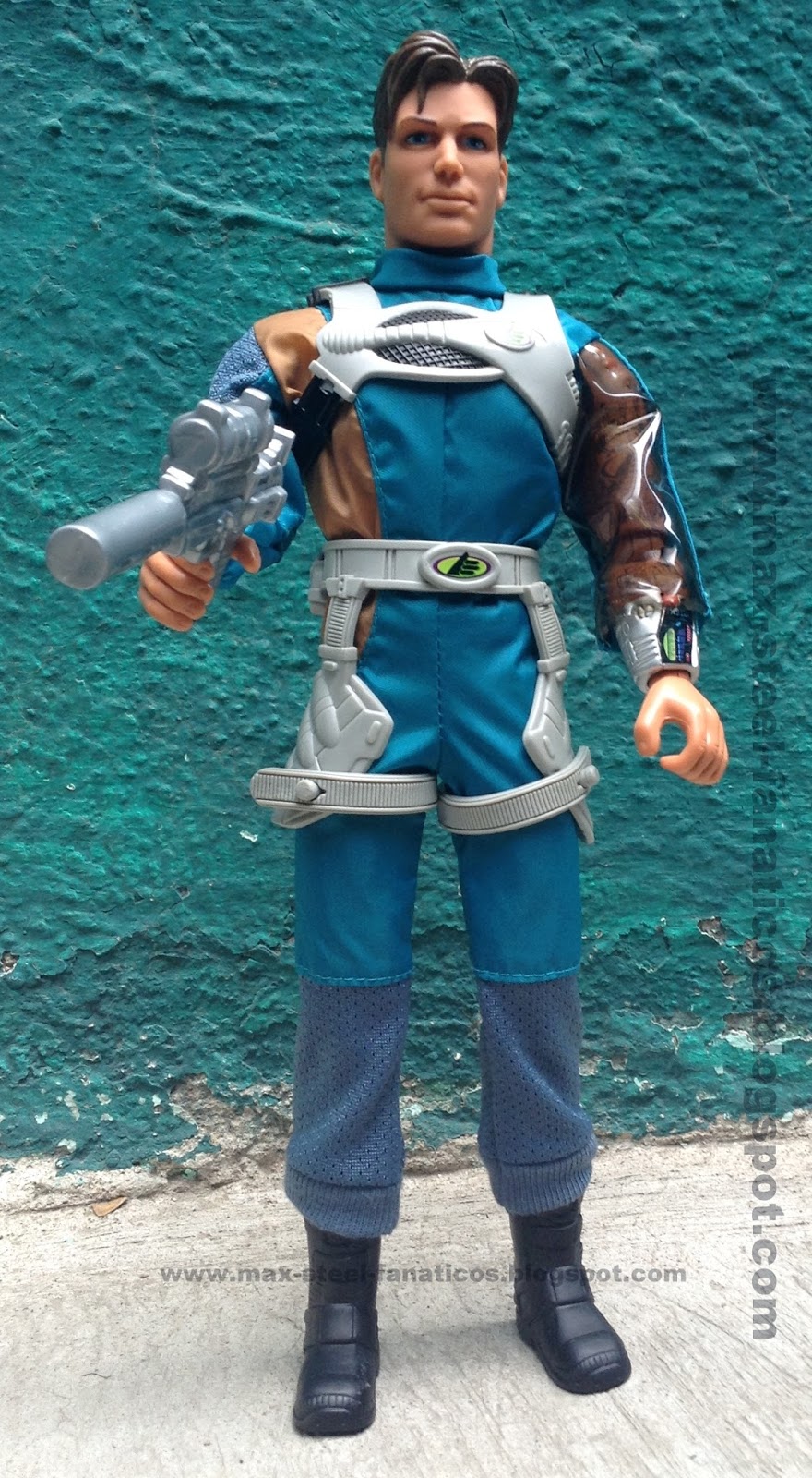 Max Steel Fanáticos: Max Steel Reviews: Going Turbo