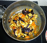 Veg Indian Good Food Recipes..: Lehsuni Baingan Masala