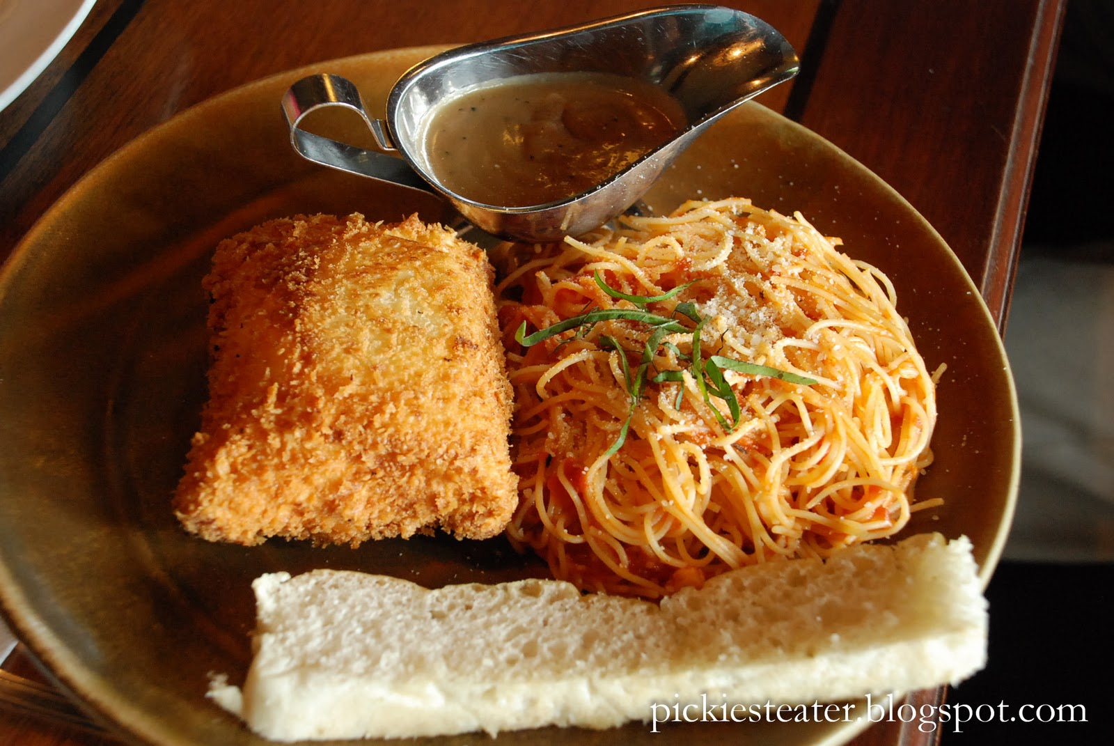 THE PICKIEST EATER IN THE WORLD: THE TALE OF THE ITOUCH & THE OLD ...