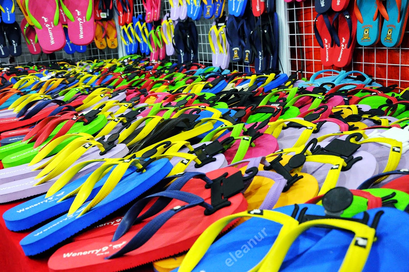 Nak Jual Selipar dan Kasut Harge Borong | Pemborong Muslim Malaysia