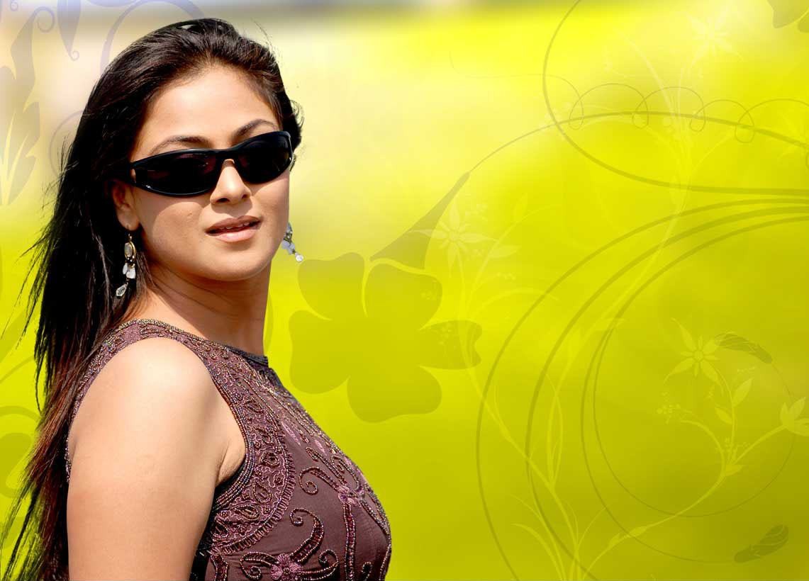 Simran Childhood Photos ~ Tamil Actors Childhood Photos