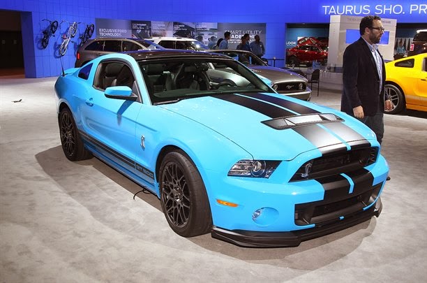 Informative BLOG: Blue Neon Mustang