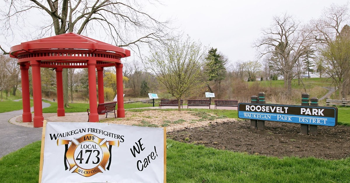 Mark Kodiak Ukena: Waukegan Firefighters Local 473 Clean-Up Roosevelt Park