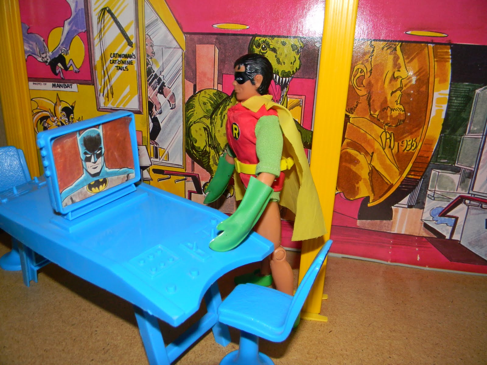 Batcave Toy Room - Better Living Through Toy Collecting: Vintage Batman ...