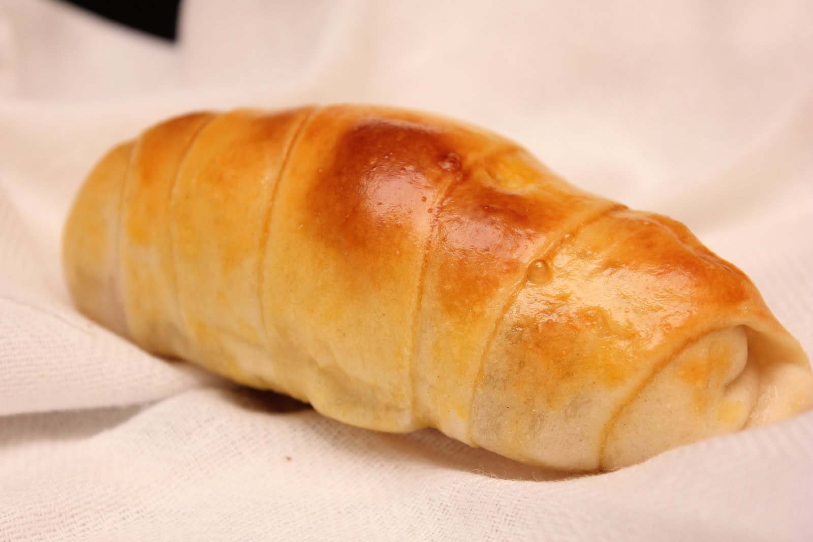 Panaderia Rock a Pan: Cachito de Jamon