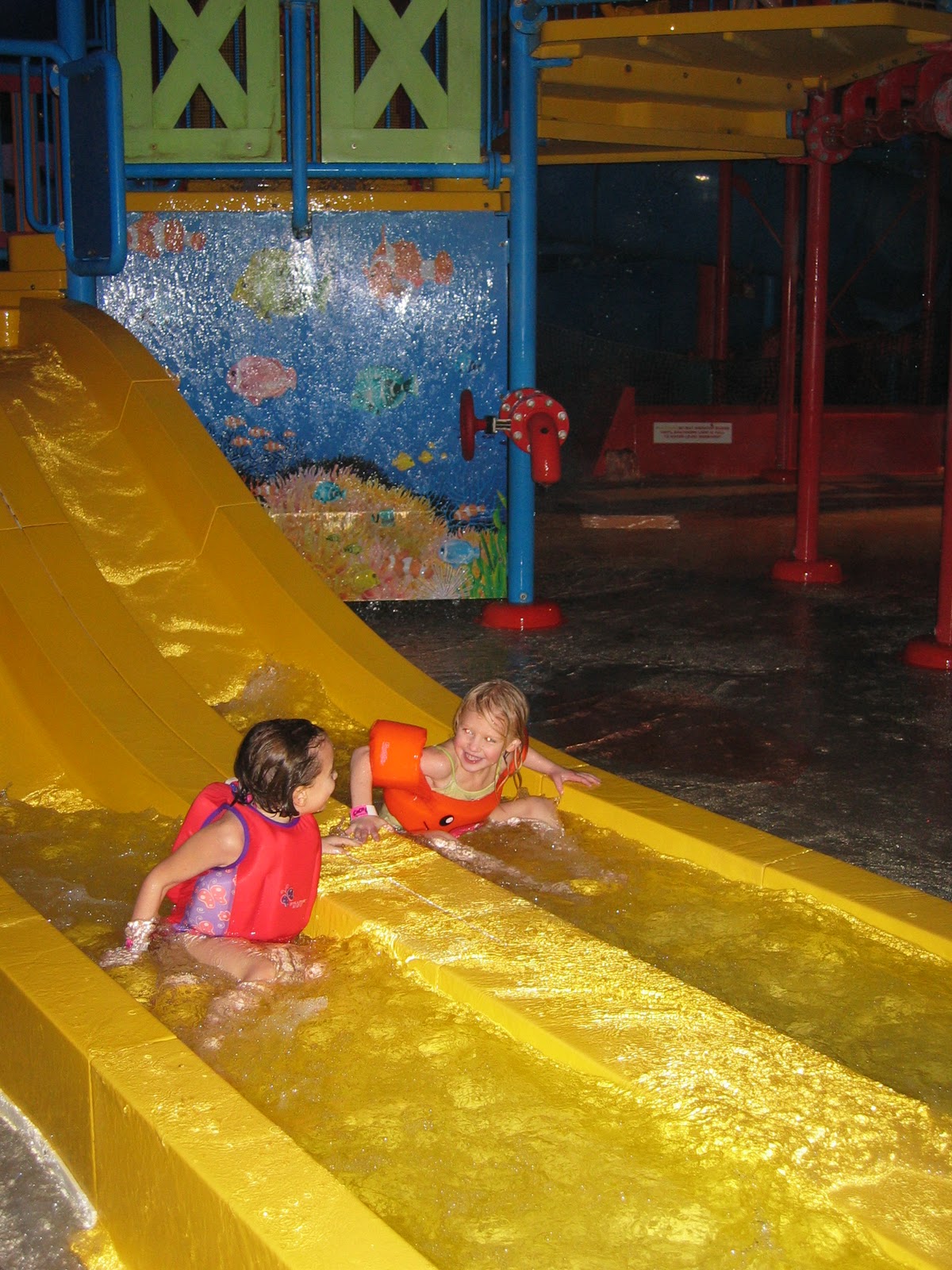 Gigglesandgumballs: Coco Keys Water Park!