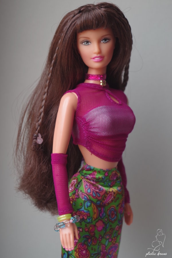 Plastic Dreams Dolls :: Barbie et miniatures: Lara Generation Girl ...