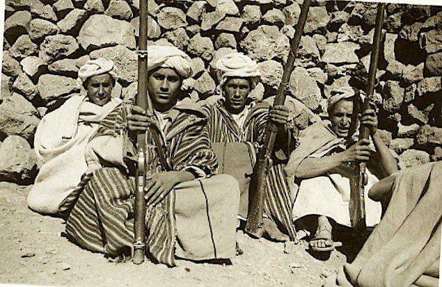 Mythologie Berbère: Les « mythes berbères » de la colonisation du Maroc
