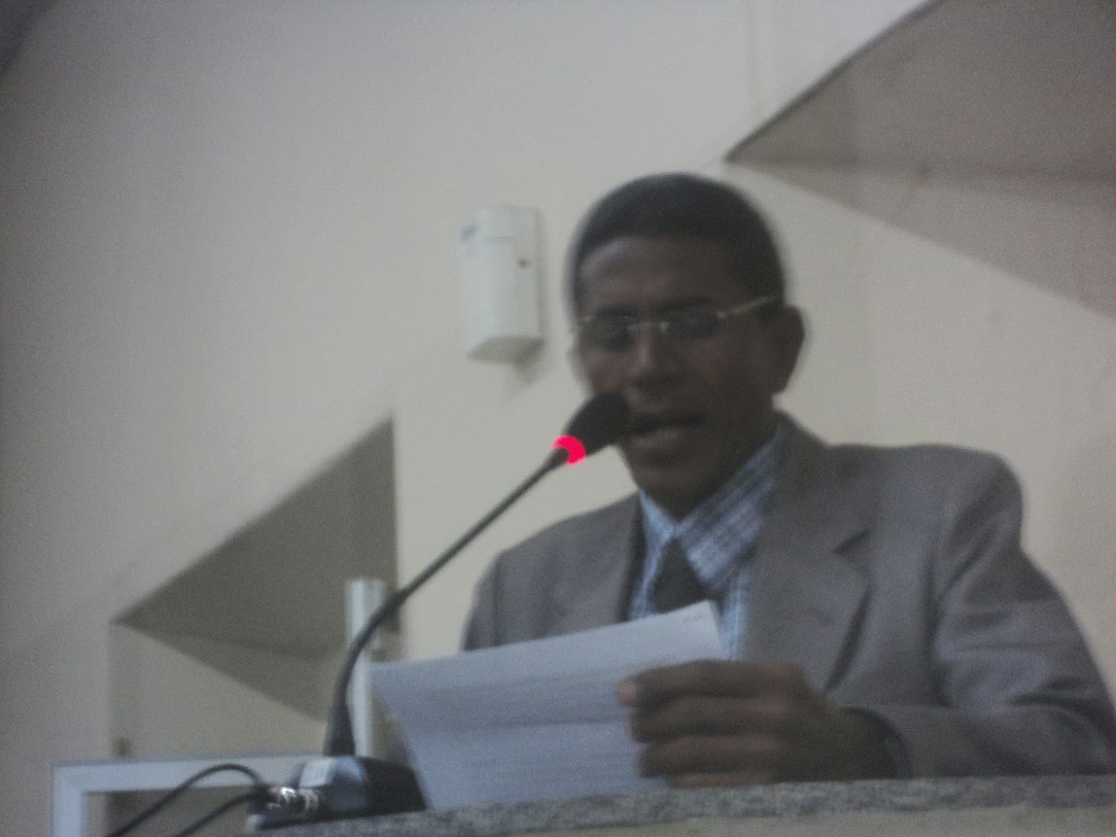 Blog do Sabá: Prefeitura atende requerimento do vereador Luis Lacerda ...