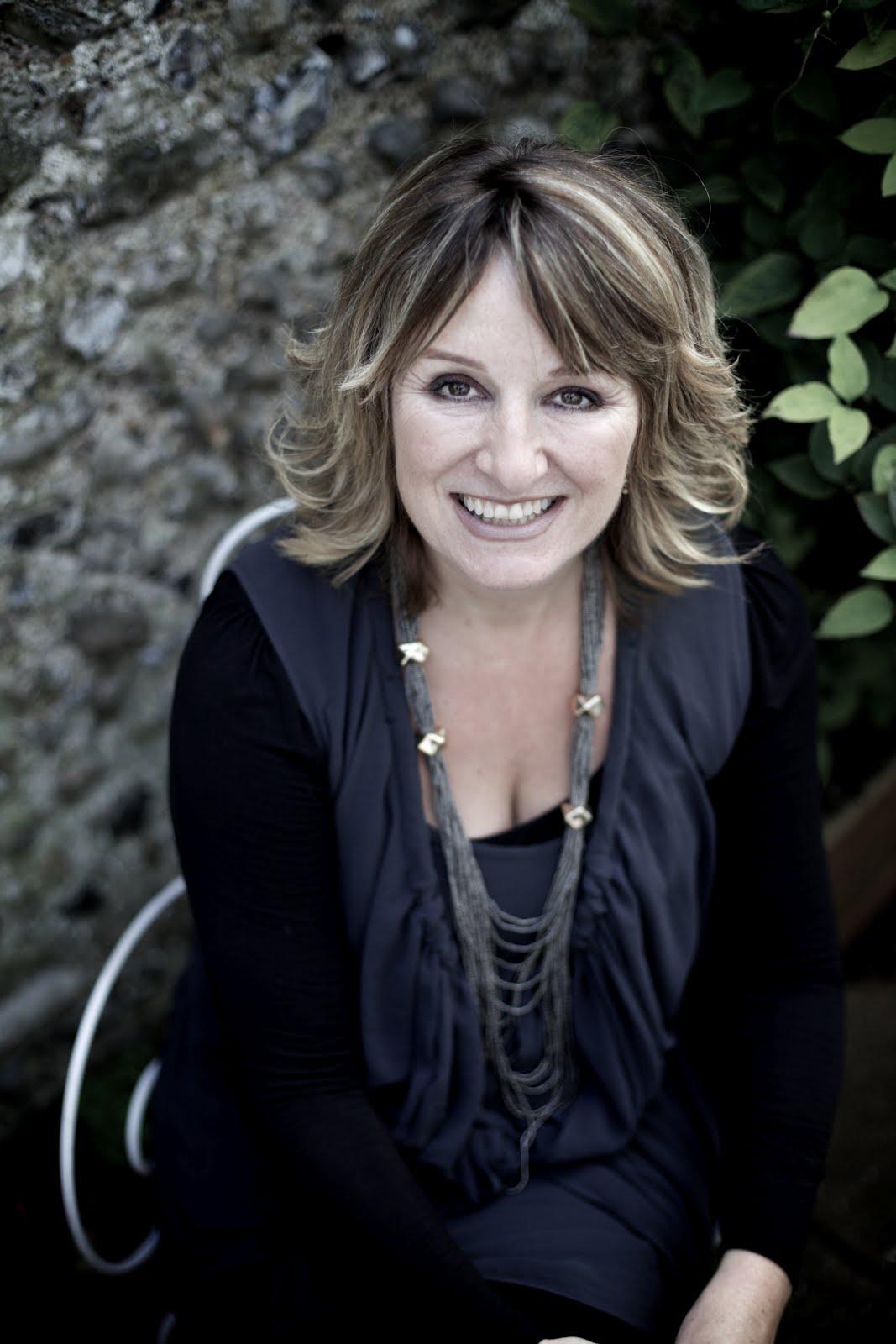 Chick Lit Central: A friendly chat with Sarah Rayner, plus a book giveaway