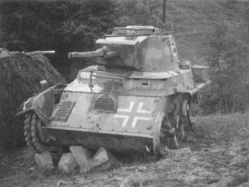 Tank Archives: Toldi: The Hungarian Light Knight