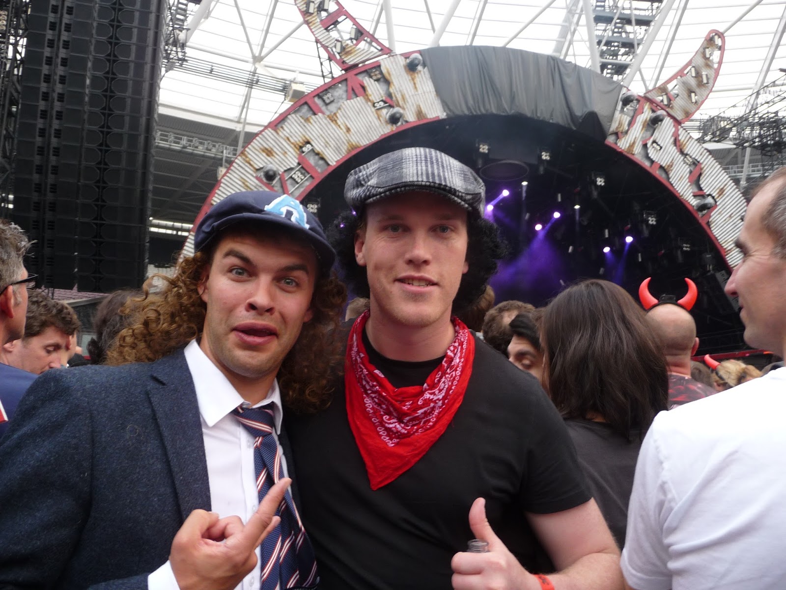 AC/DC Belgium 'Bedlam in Belgium Blog' - ACDC België / Belgique