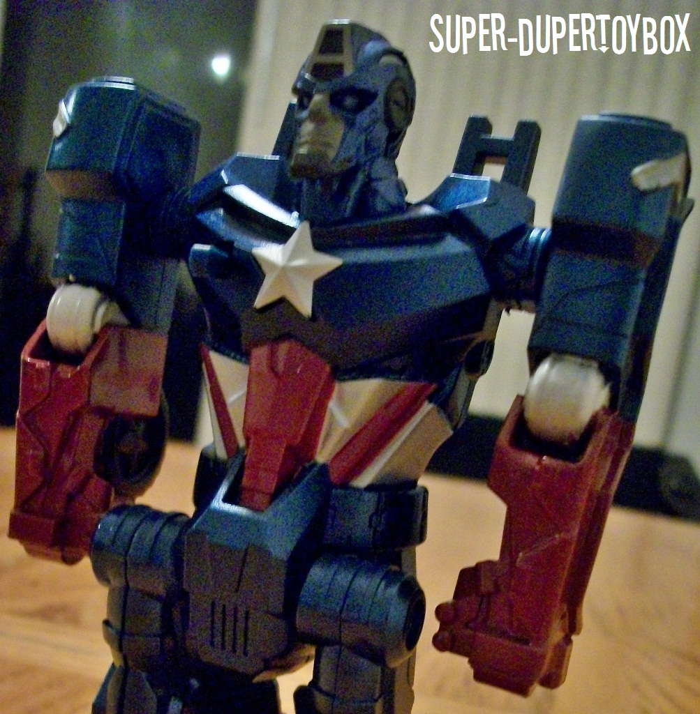 Super-DuperToyBox: Avengers Flip & Attack Captain America