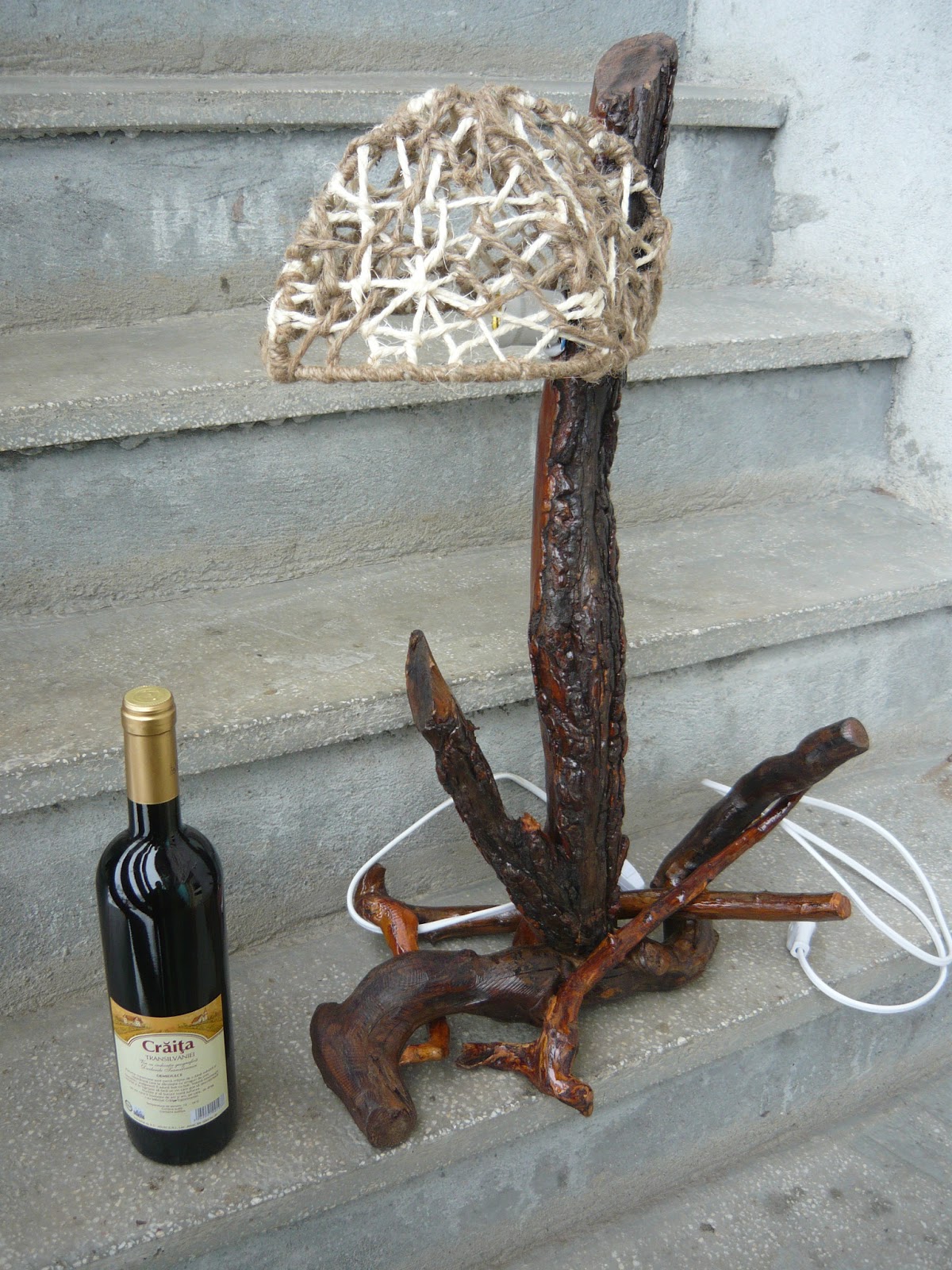 Veioze rustice ianuarie 2013 | Ciudatenii Rustice - Poze mobilier ...