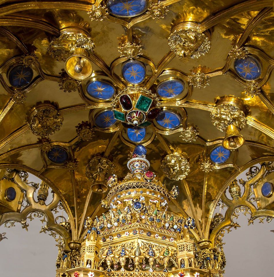 The Arfe Custodia: A Masterpiece in Silver and Gold ~ Liturgical Arts ...